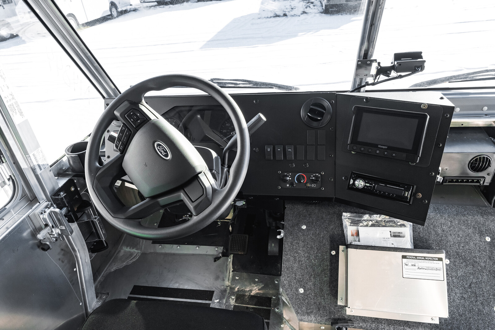 New Ford F59 P700 Stepvan - 14' - Delivery Trucks